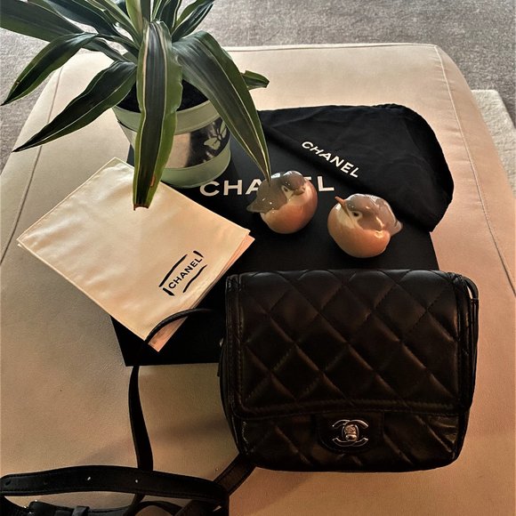 CHANEL | Bags | Chanel Messenger Bag | Poshmark